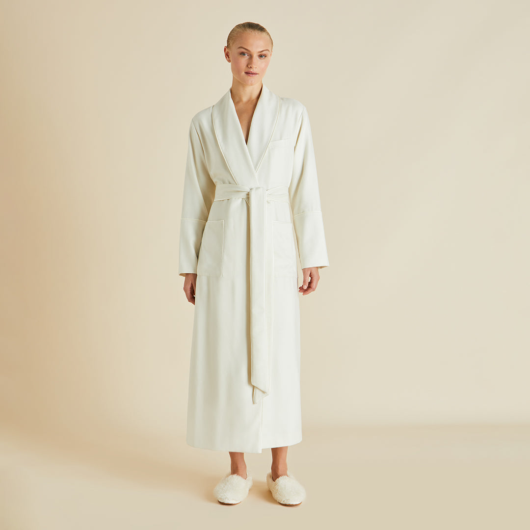 Logan Aspen Ivory Robe in Cashmere | Olivia von Halle